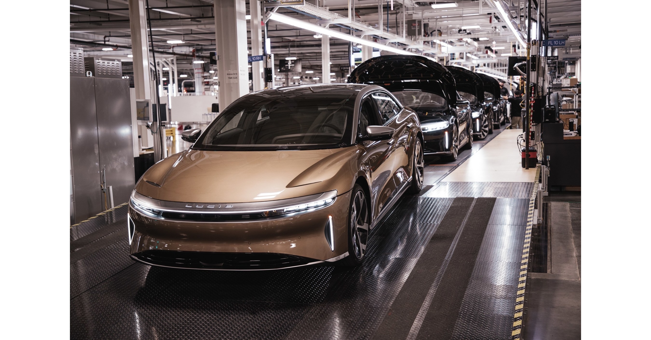 Lucid Starts Production of the Groundbreaking Lucid Air in Arizona ...
