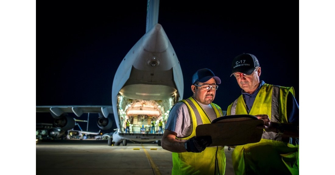 Boeing, U.S. Air Force Extend C-17 Sustainment Partnership with Phased ...