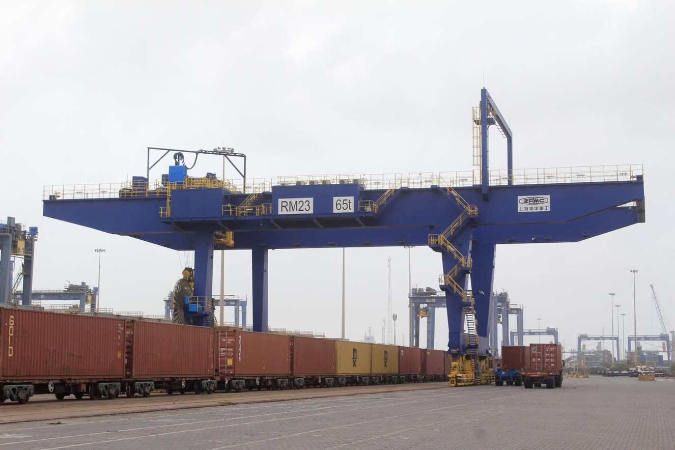 DP World Launches CARGOES Logistics: A Single Window Digital Solution ...