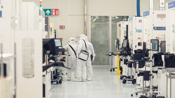Apple joins as first public partner in new imec research program that ...