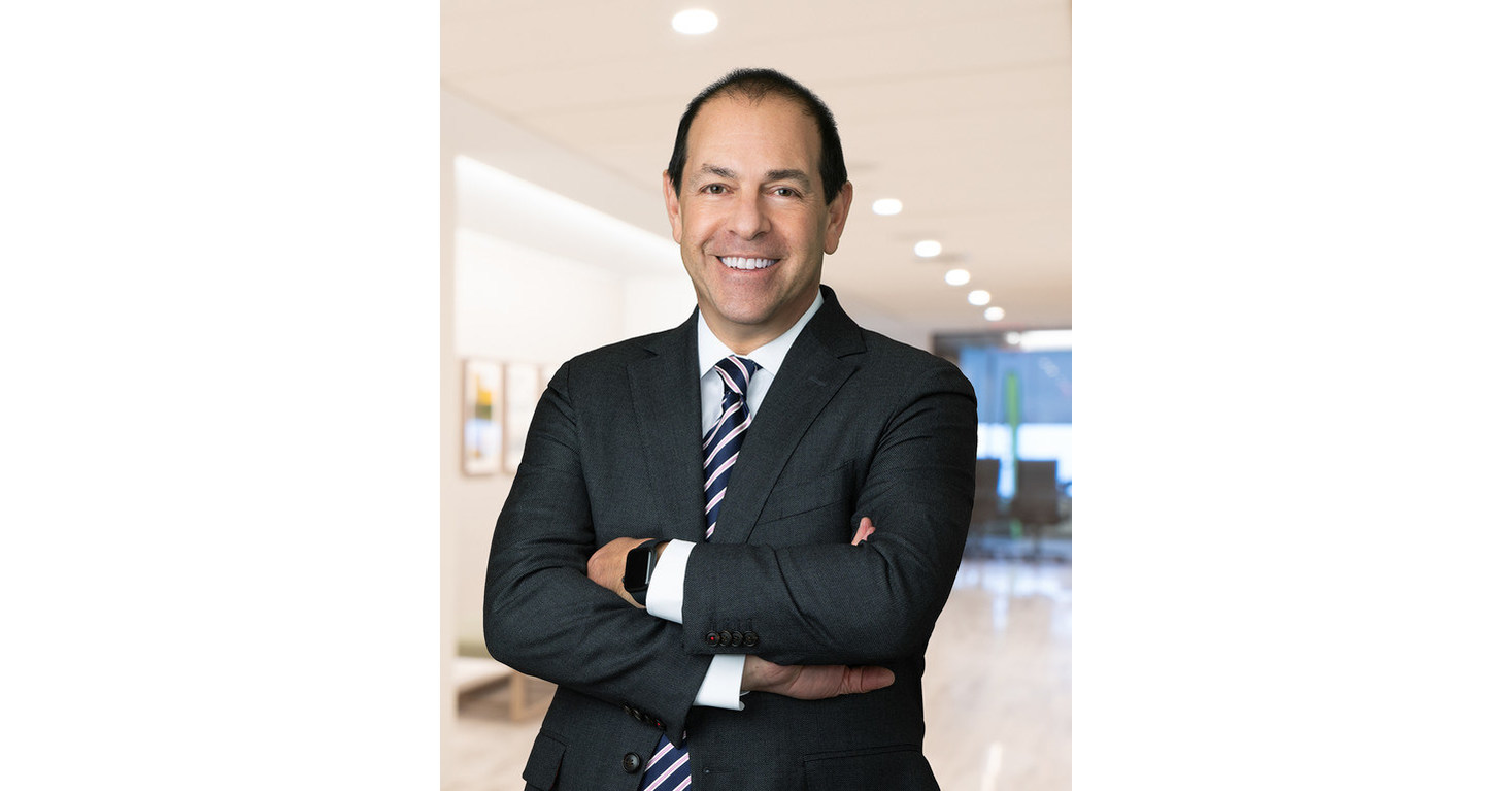 Vinson & Elkins Hires Hy Pomerance as Chief Talent Officer