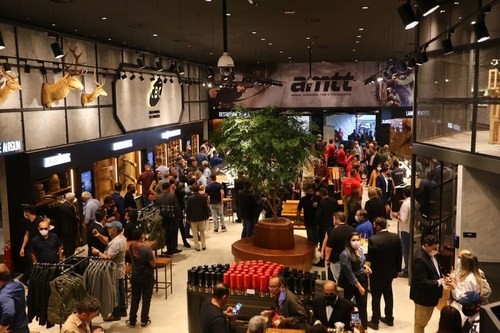 CBC e TAURUS inauguram primeira AMTT em Brasília, loja modelo do ...