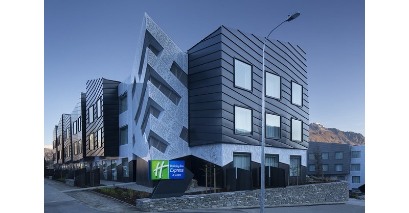 Holiday Inn Express, a growth engine for IHG Hotels & Resorts ...