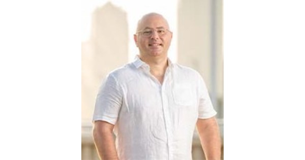 21st Century Dental Welcomes Periodontist Dr. Alon Shalev to the Staff