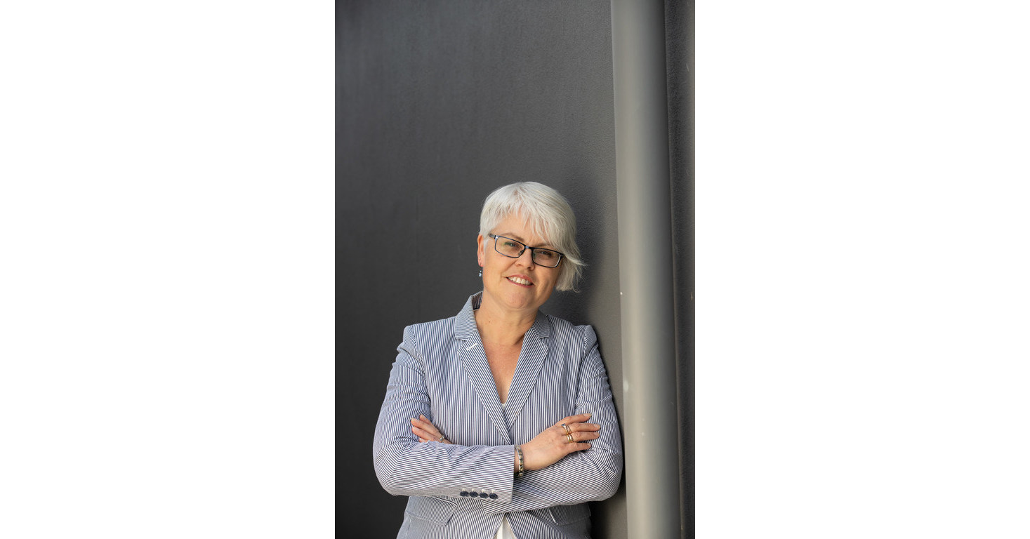 New Book from Sharee Johnson Helps Doctors Save Their Own Lives