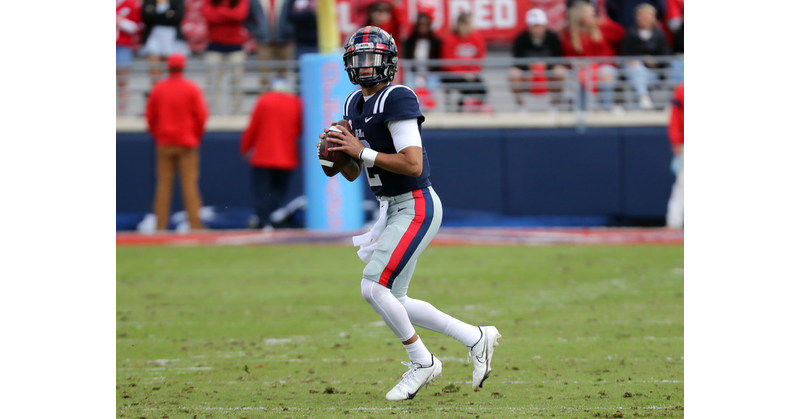 Matt Corral wins 2021 C Spire Conerly Trophy as best college football ...