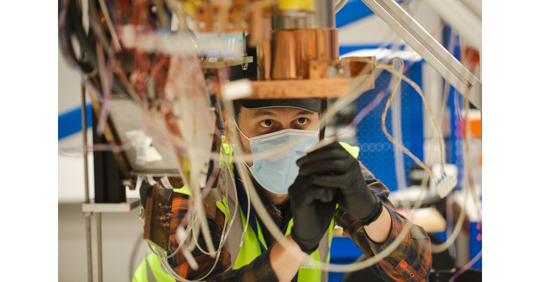 Breakthrough in efficient powering of high-temperature superconducting ...