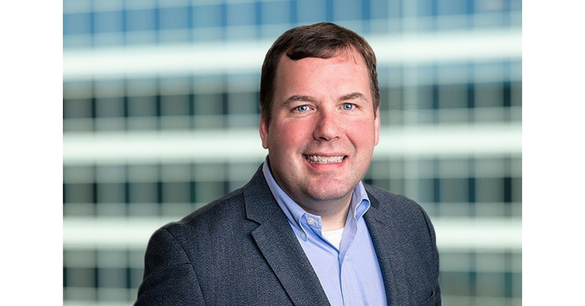 Service King Welcomes Peter Hunt as New Chief Financial Officer