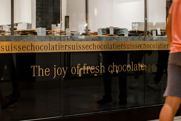 Läderach Opens Four New Premium Fresh Chocolate Retail Stores in Canada ...