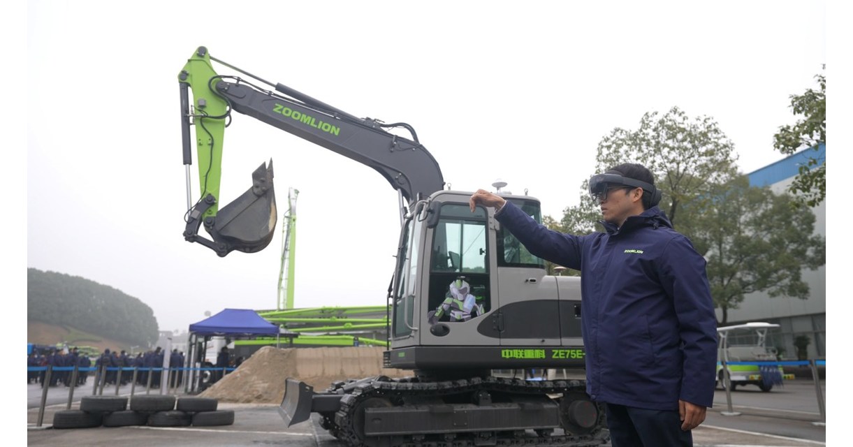 Zoomlion Launches First Collaborative Intelligent Robotic Excavator ...