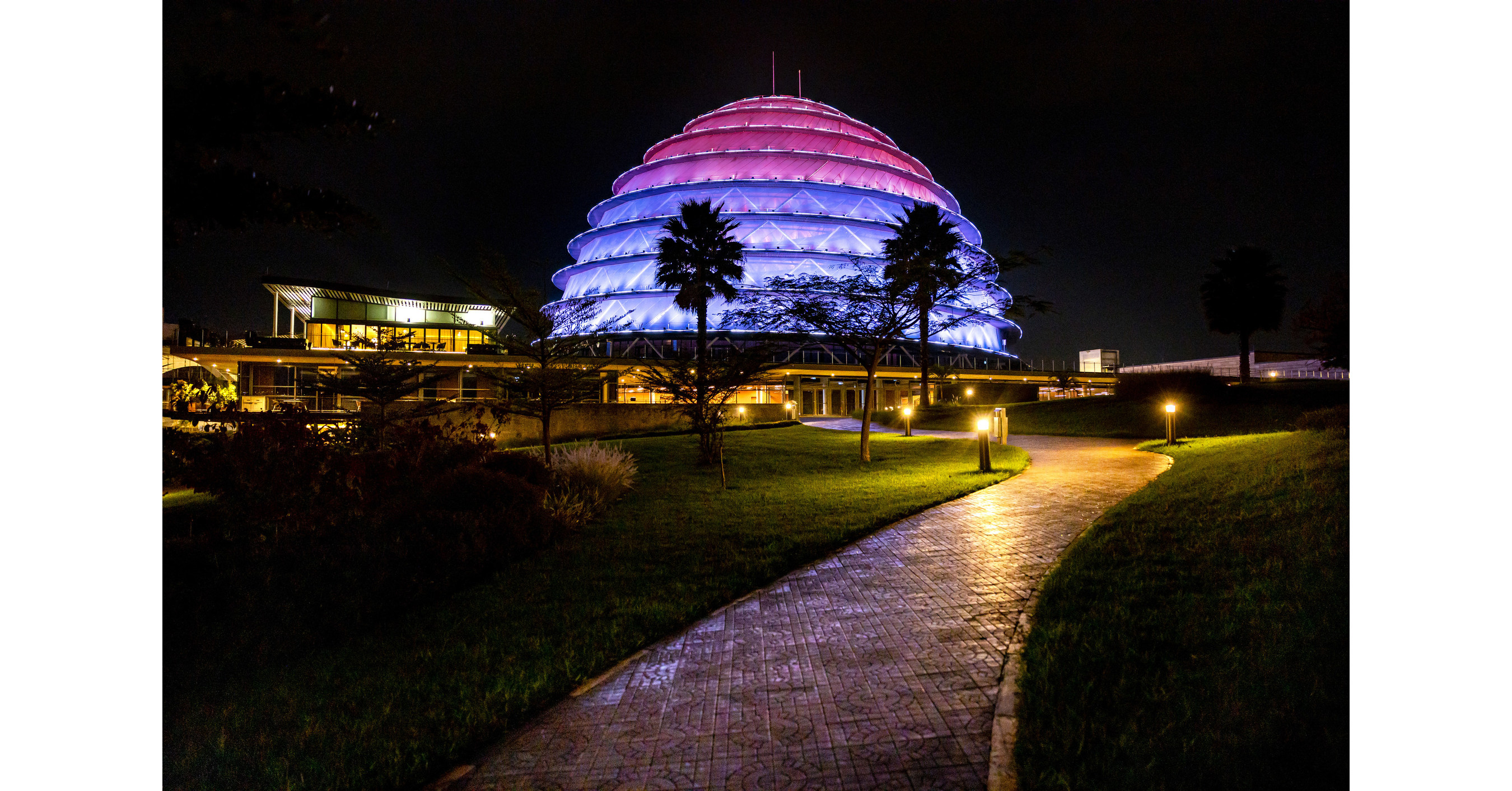 100 LANDMARKS ACROSS THE WORLD LIGHT UP IN UNITY TO RAISE AWARENESS TO ...