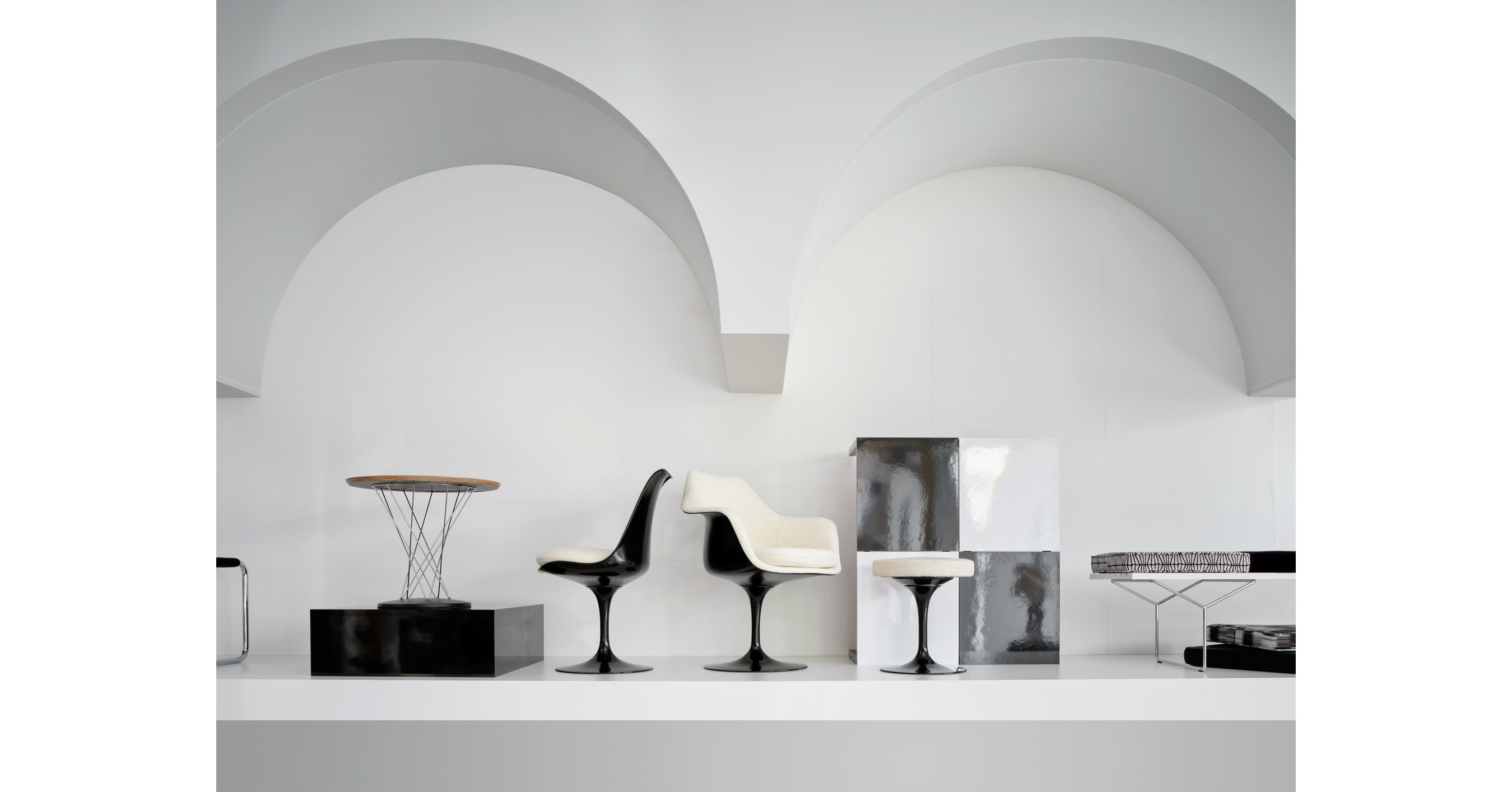 Pivot Interiors Welcomes Knoll to Existing Workplace Product Portfolio