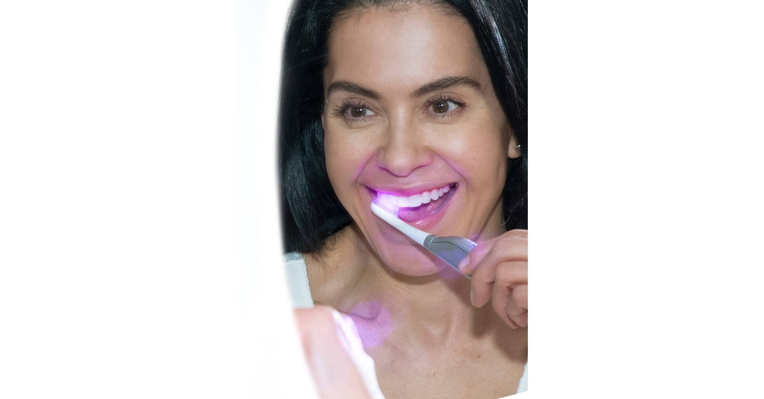 Oralucent Launches Patented Blue and Red-Light Therapy Toothbrush