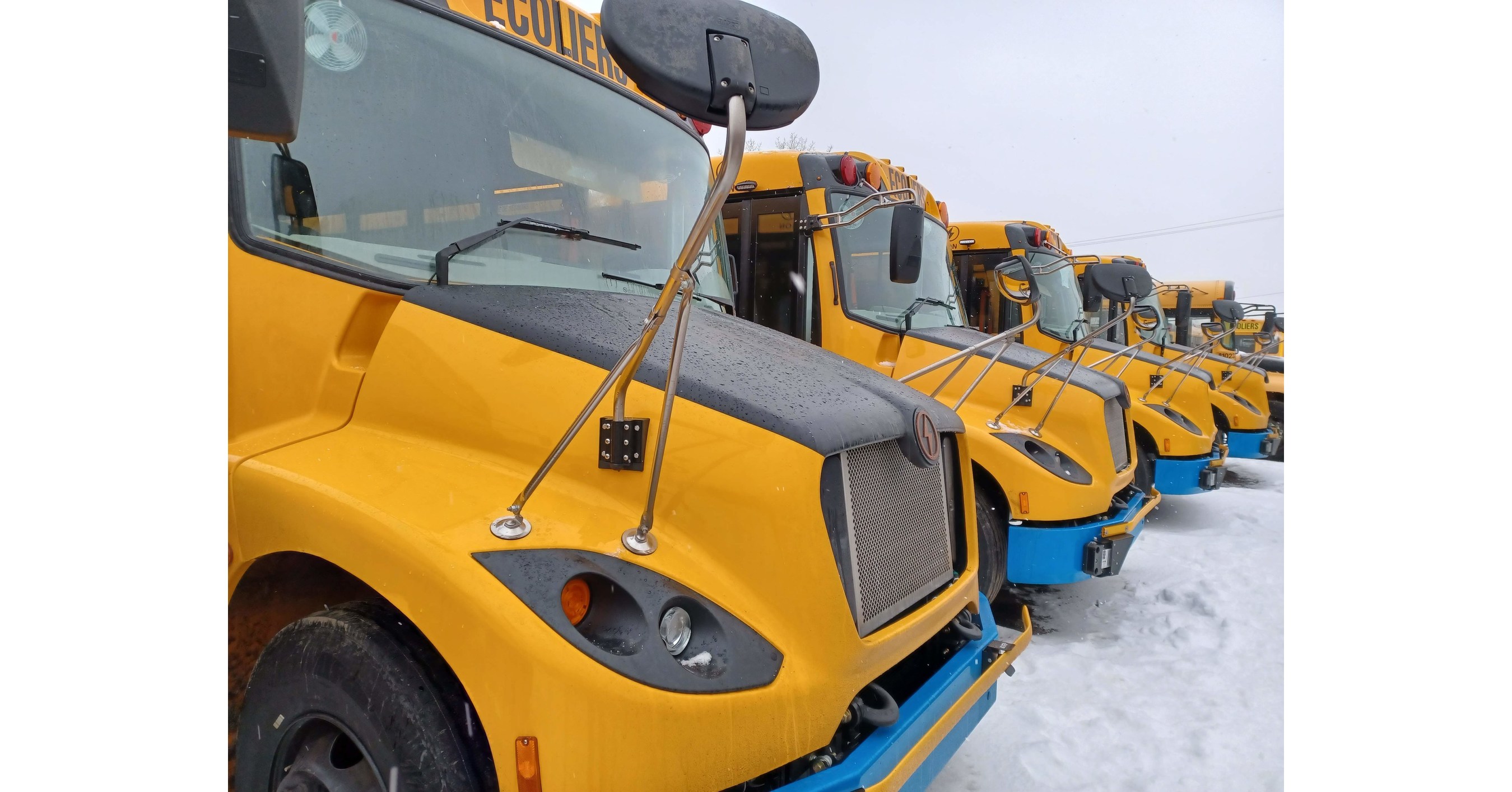 First Student Begins to Introduce Hundreds of Electric School Buses ...