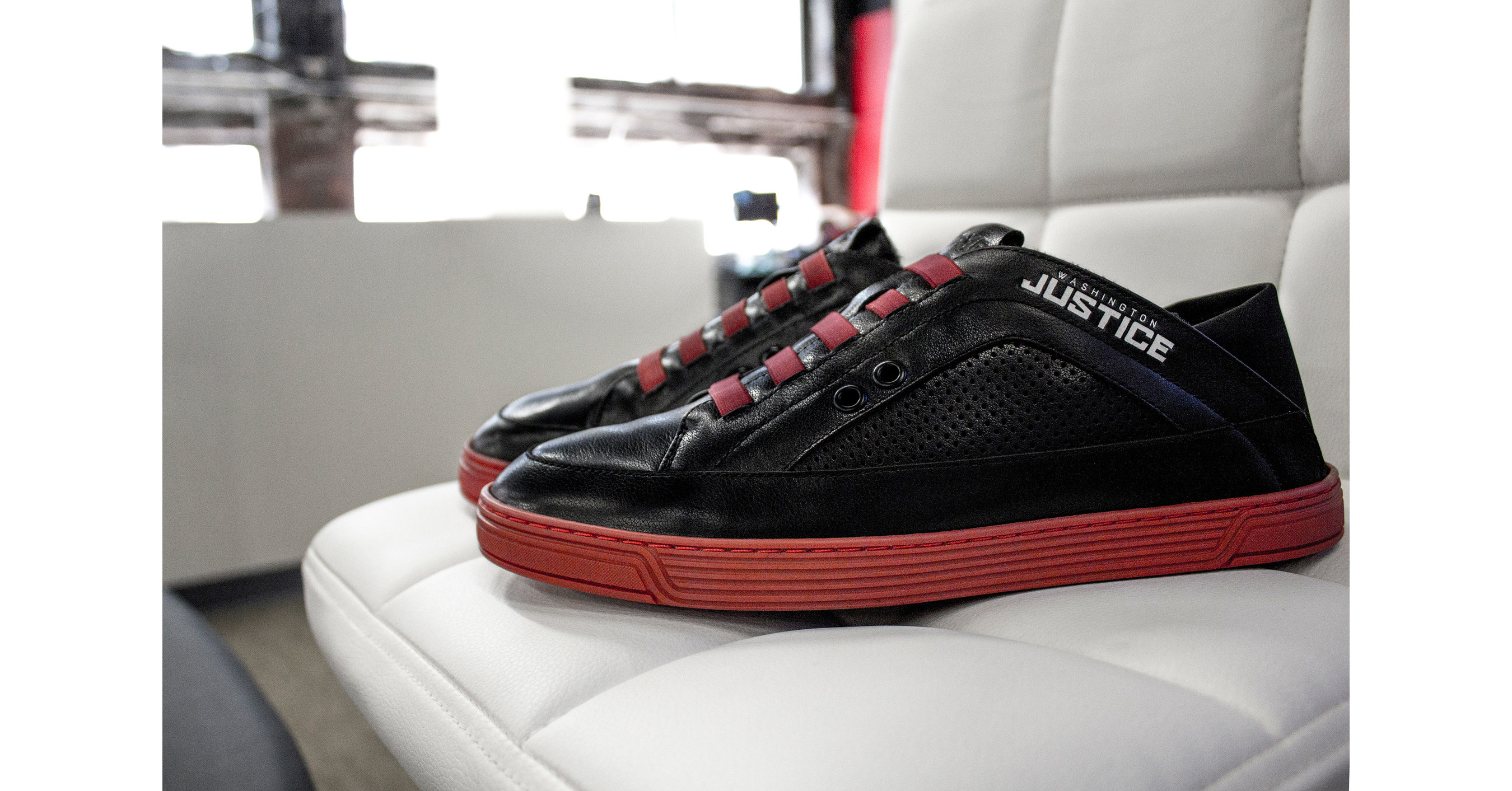 TIME SLIPPERS TO LAUNCH PREMIUM GAMING FOOTWEAR WITH THE WASHINGTON JUSTICE