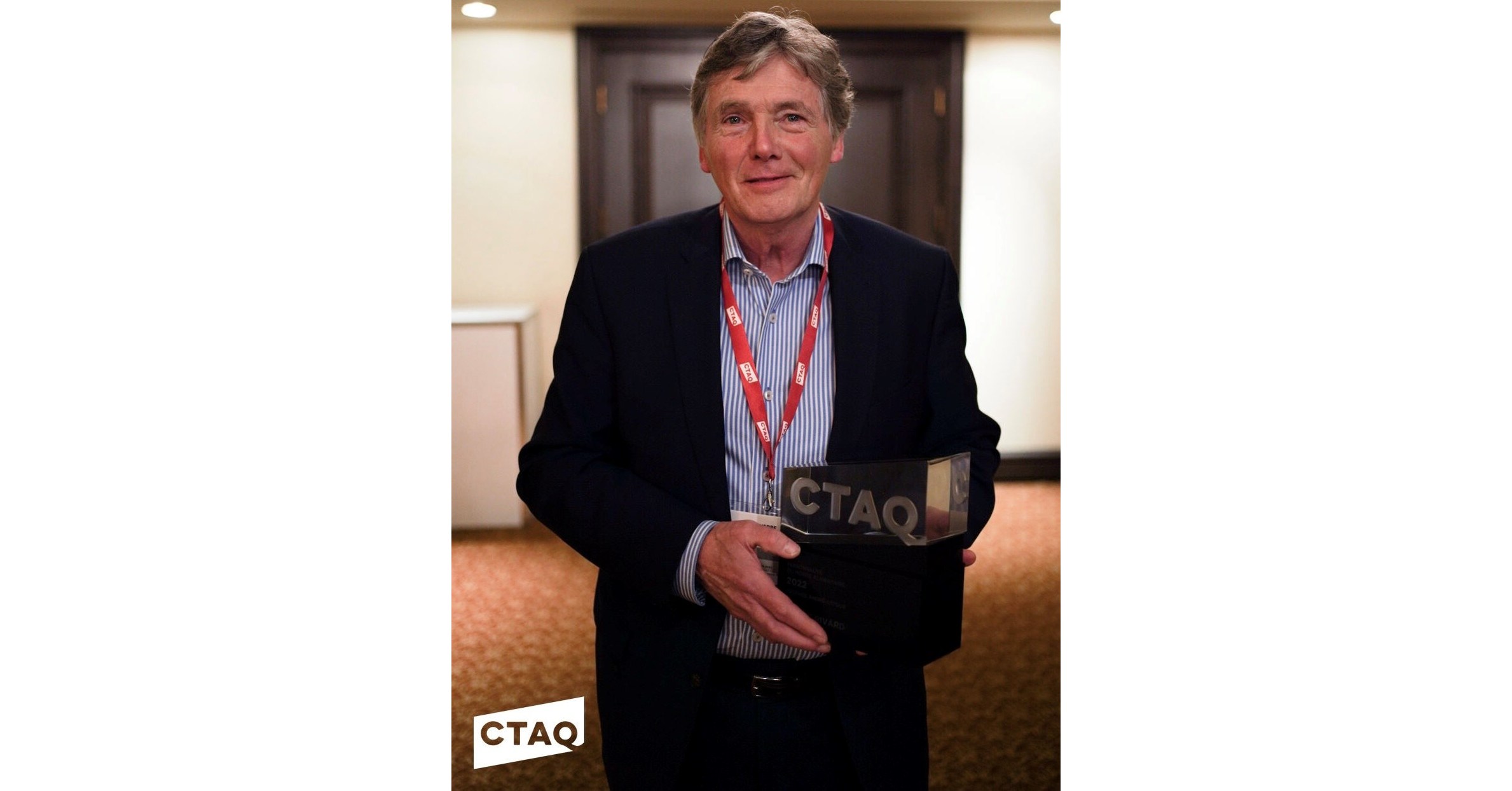 Pierre Rivard reçoit le Prix Personnalité du monde alimentaire 2022