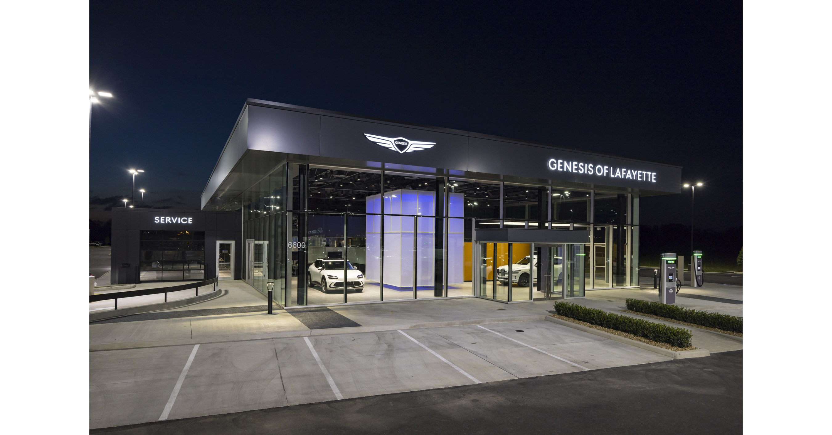 GENESIS OPENS FIRST STANDALONE RETAIL LOCATION IN THE UNITED STATES
