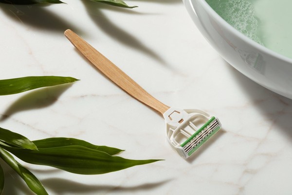 Edgewell Debuts Sustainable Schick Bamboo Hybrid Razors for Men and Women