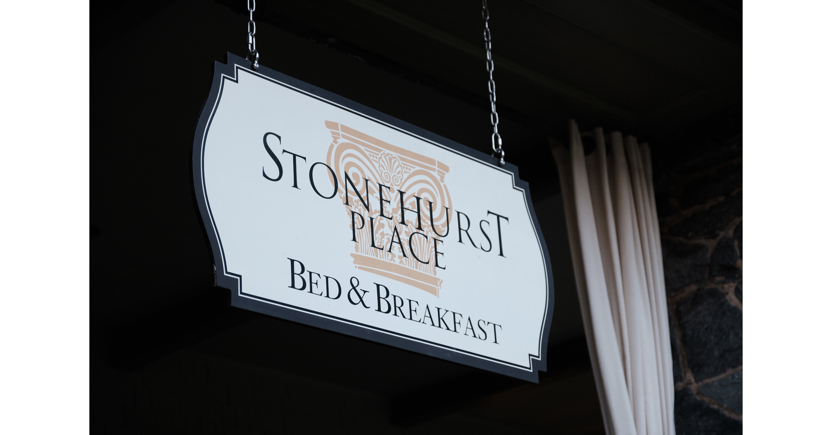 Atlanta's Stonehurst Place Retains Its AAA Four Diamond Designation