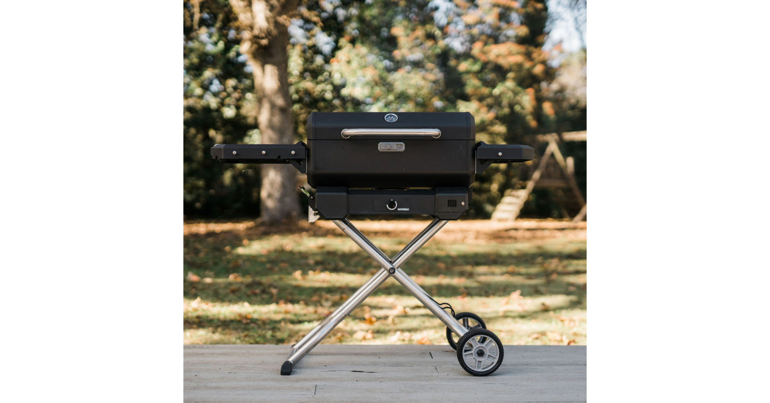 MASTERBUILT REVEALS NEW PORTABLE CHARCOAL GRILL