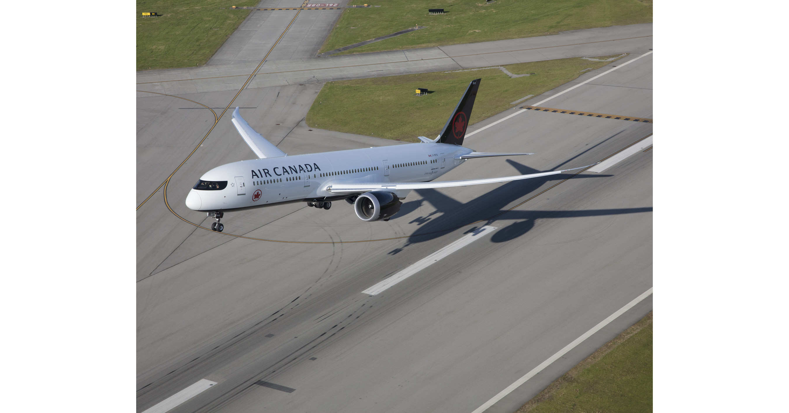 Air Canada's One-Day Passenger Load Exceeds 100,000 Customers