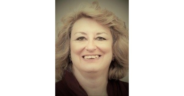 Ruth O. Edwards is recognized by Continental Who's Who