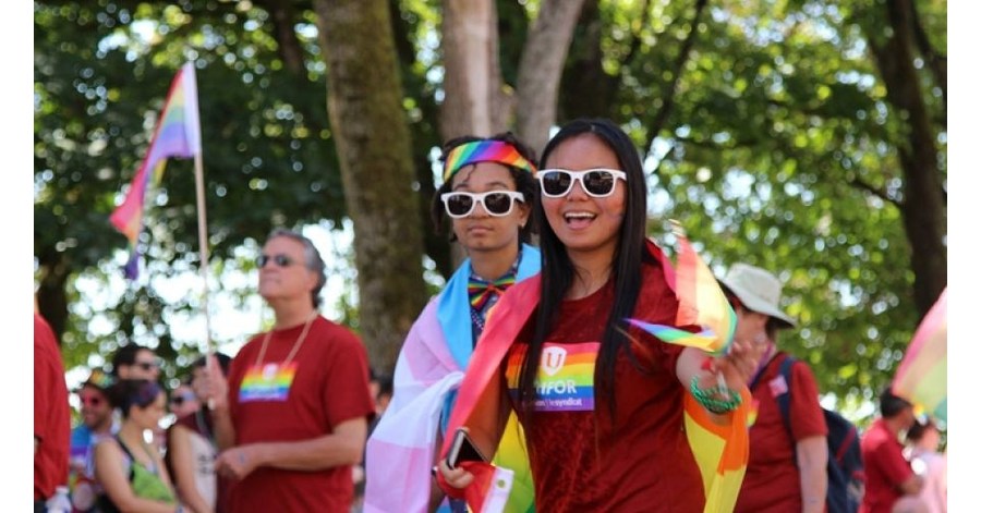 Unifor celebrates an end to the discriminatory blood ban at CBS, calls ...