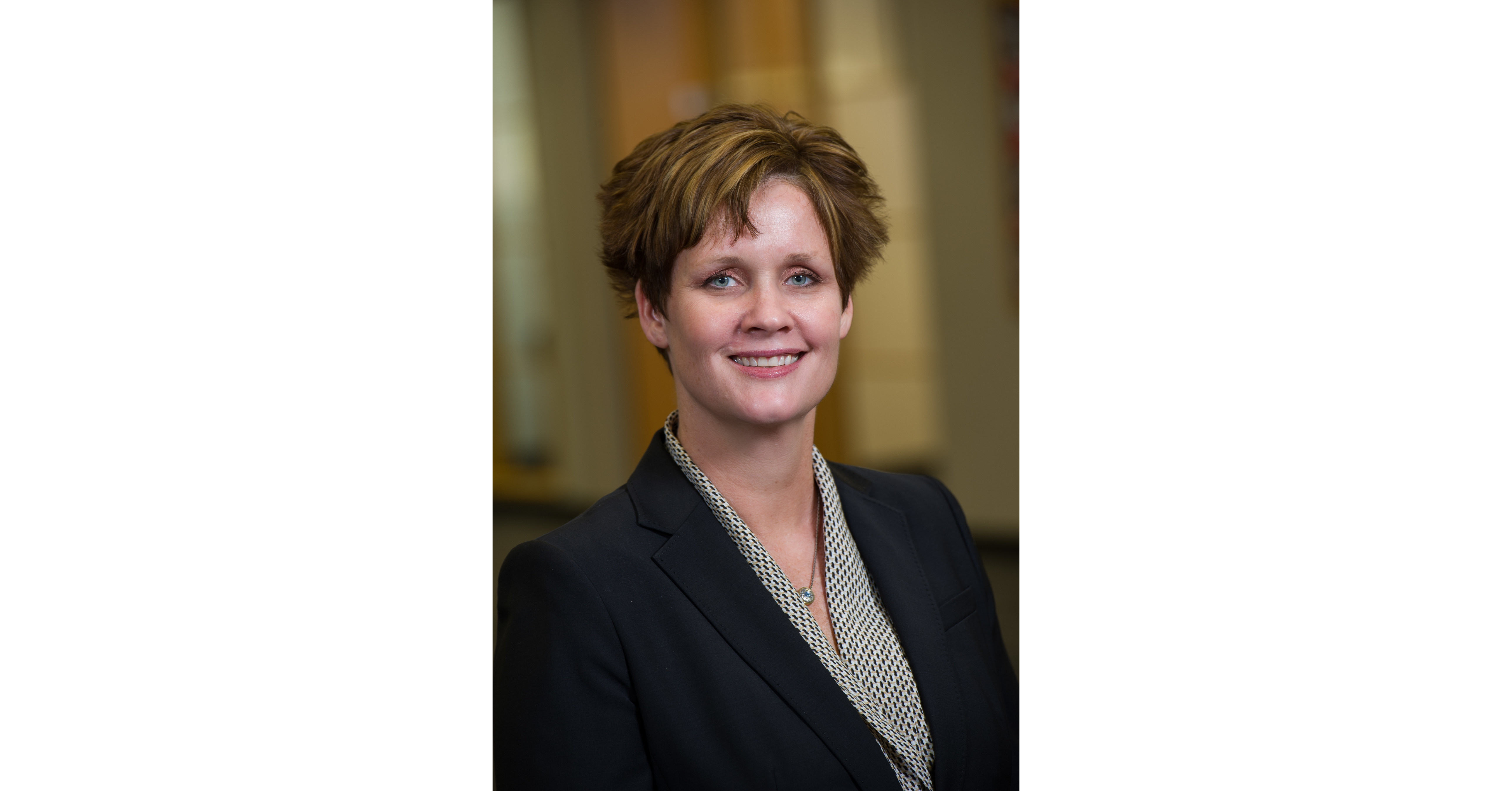 Tracey Hayes from MicroAge Named on CRN's 2022 Women of the Channel ...