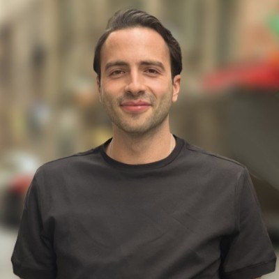 Yaron A. Cohen is being recognized by Continental Who's Who