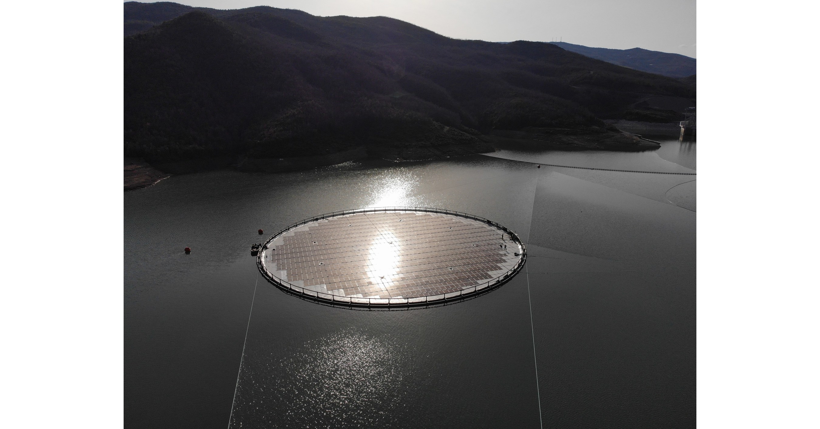 GCLSI Provides High Quality Solar Modules for the Ocean Sun Solution in ...