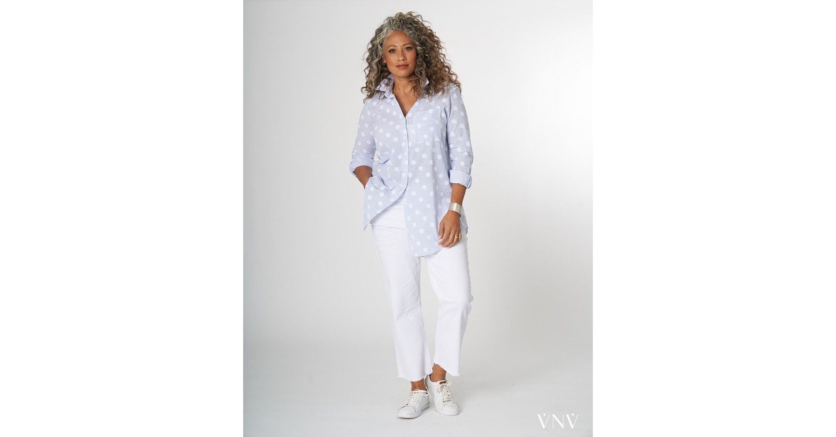 VNV Launches the First Fashion Platform for the Modern Midlife Woman