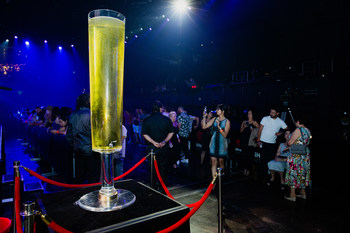 How Does Stella Rosa "Stellabrate"? With a GUINNESS WORLD RECORDS ...