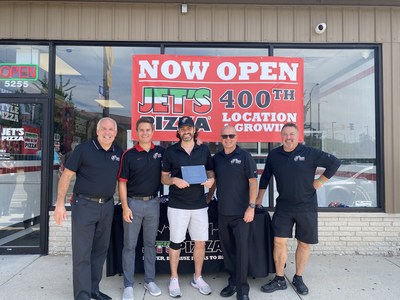 Jet's Pizza® Reaches Milestone, Opening Their 400th Location