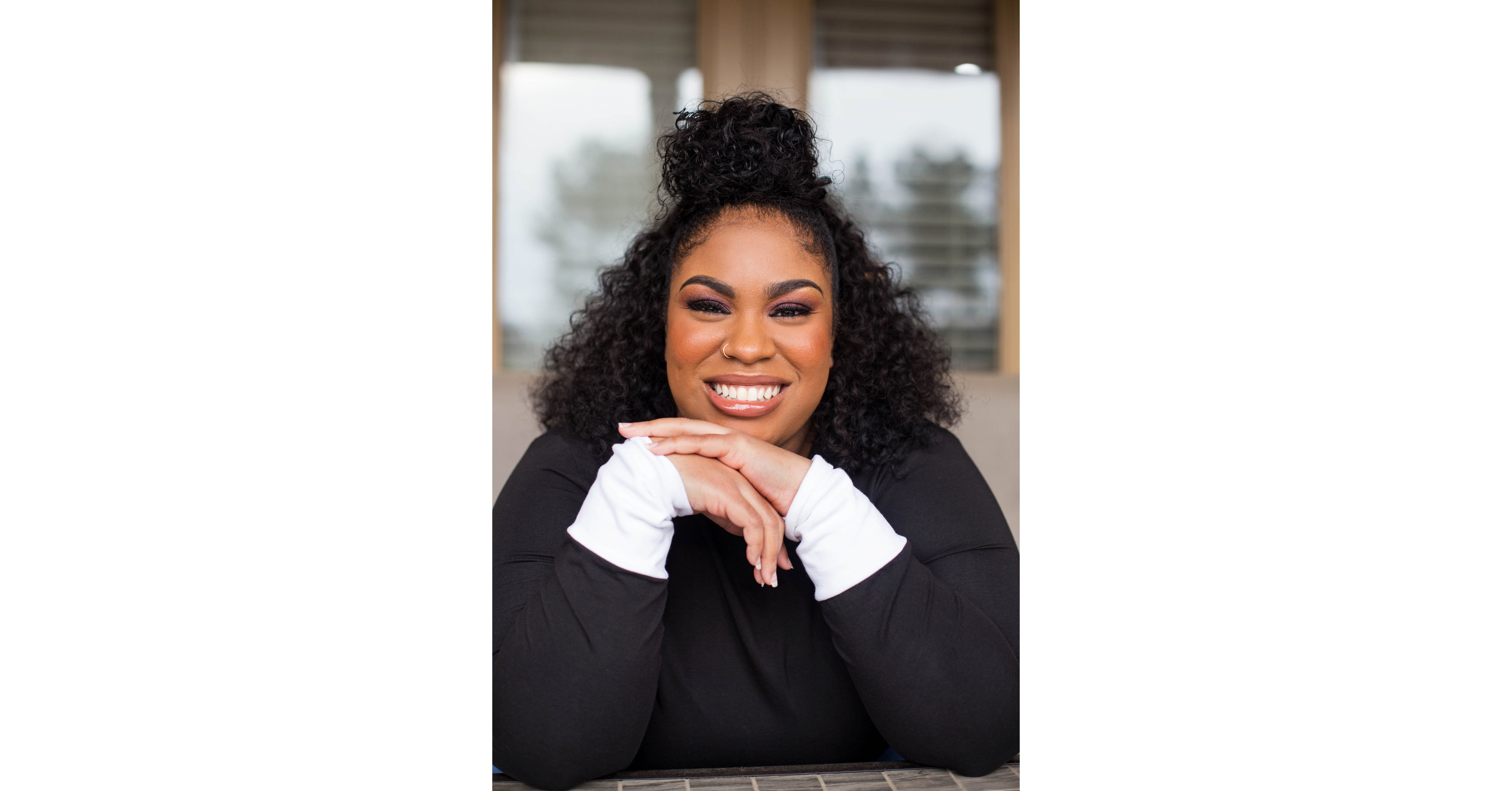 ANGIE THOMAS, #1 NEW YORK TIMES BESTSELLING AUTHOR OF THE HATE U GIVE ...
