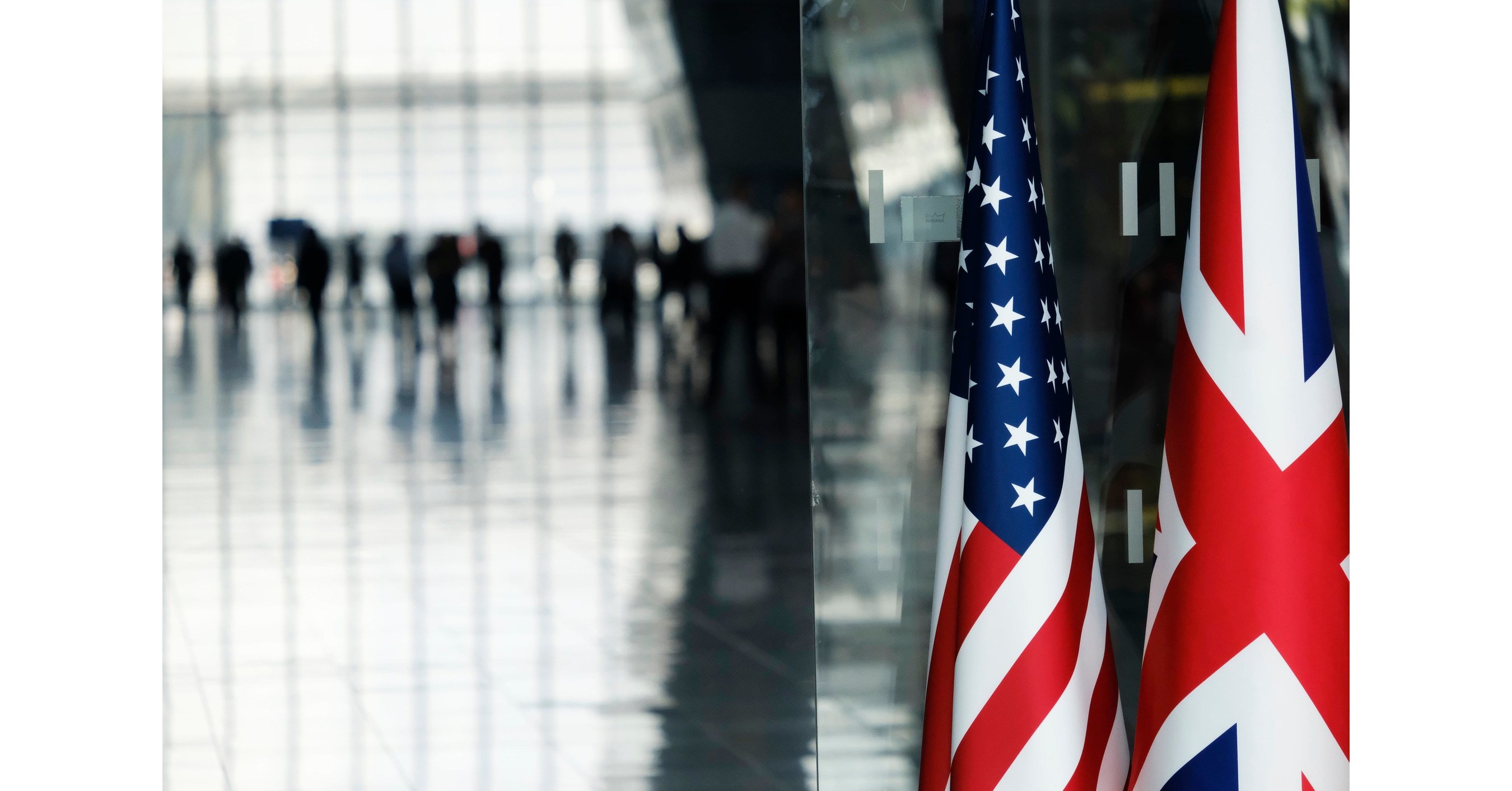 AS A NEW PRIME MINISTER IS SELECTED, POLL FINDS 80% OF AMERICANS ...