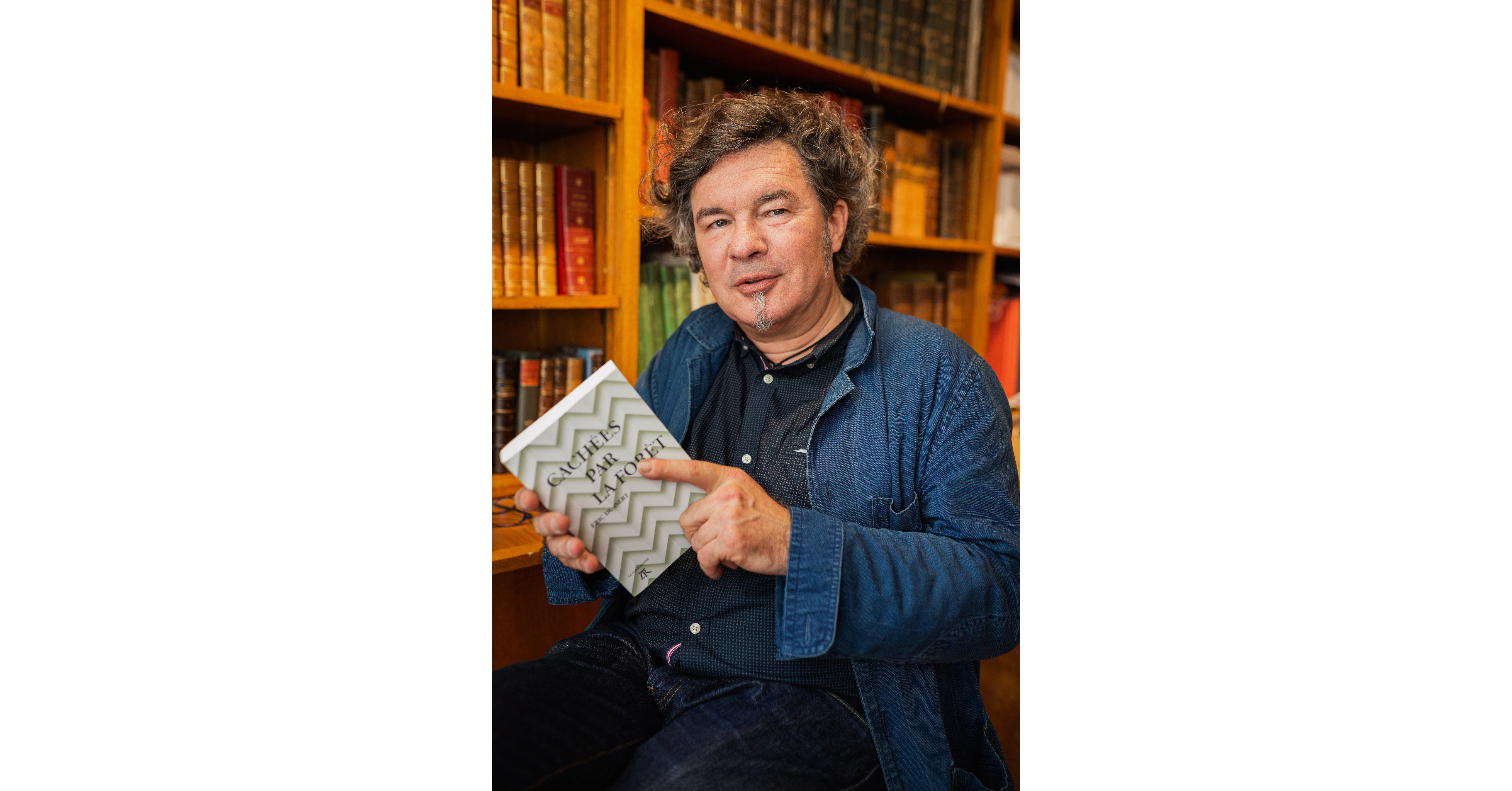 Romanian Version of Éric Dussert's "Hidden by the forest. 138 forgotten ...