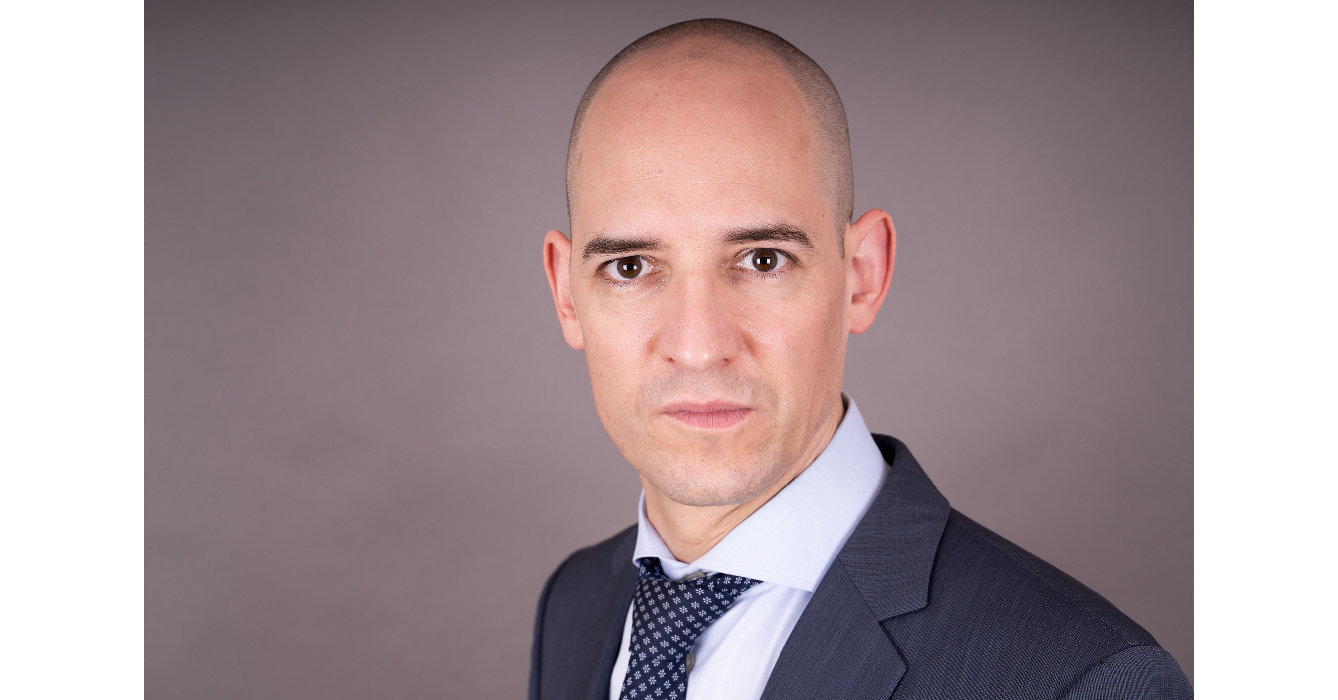 Dr. Louis Perron, Political Consultant, Handicaps the U.S. Midterm ...