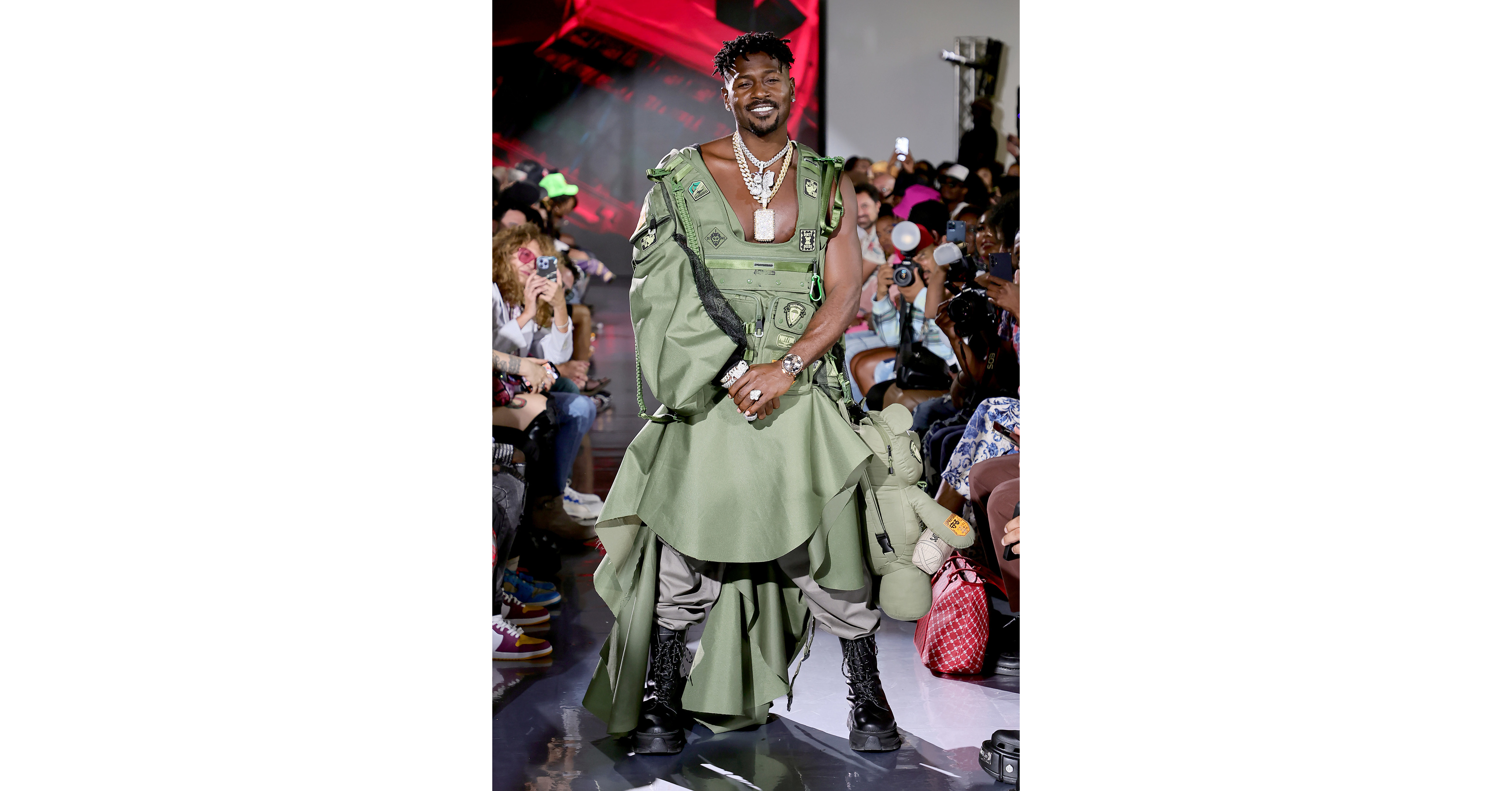 Sprayground Takes Full Control Of Travel Fashion With An Immersive Show ...