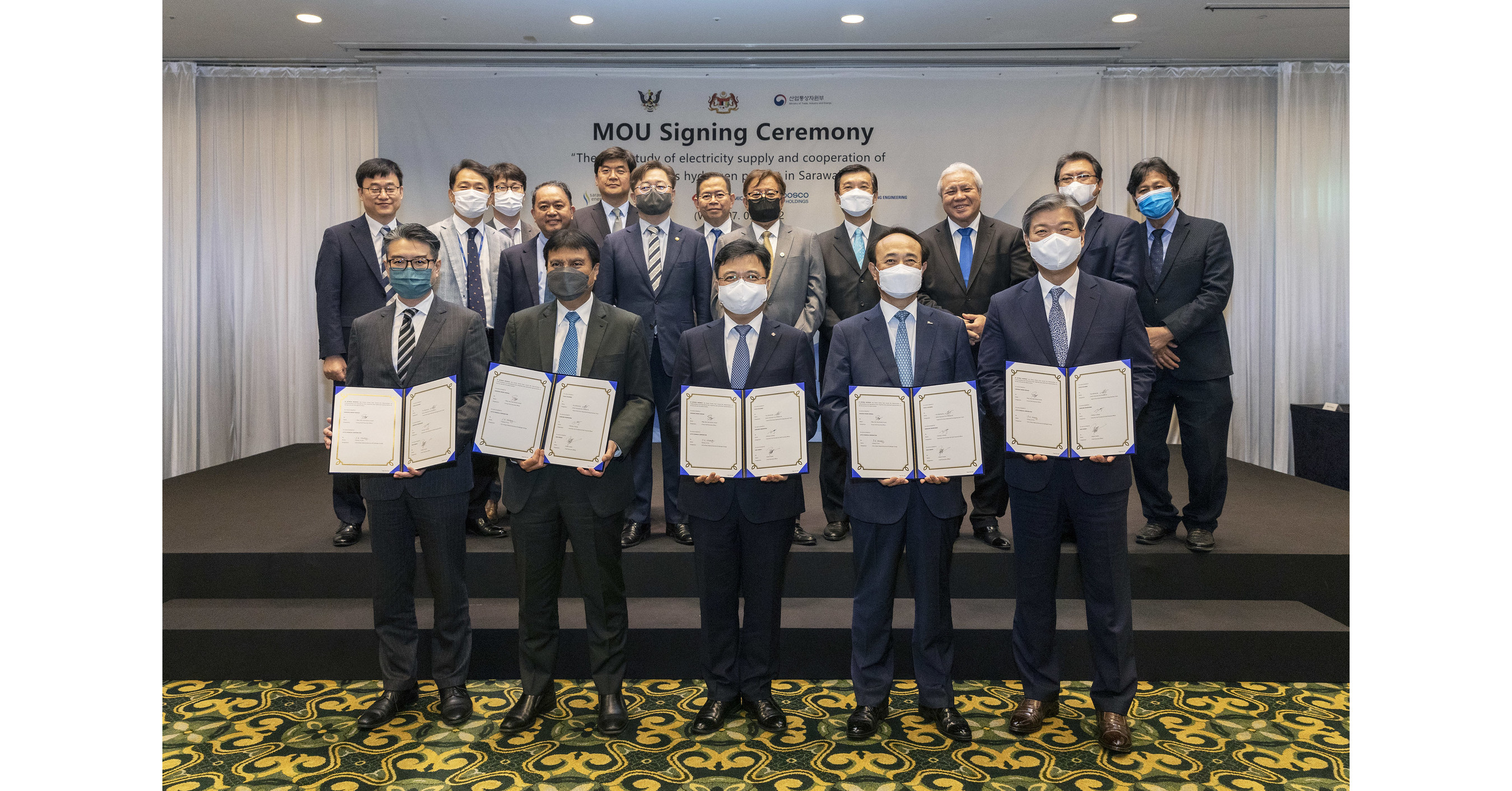 POSCO Holdings to cooperate with Samsung Engineering, Lotte Chemical ...