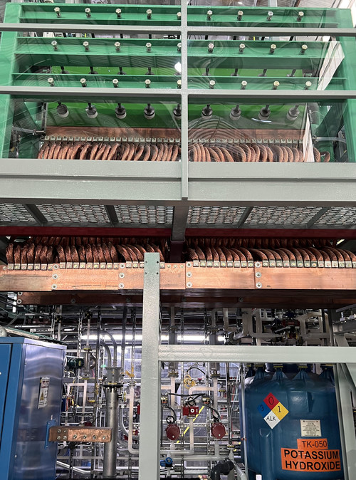 Verdagy launches commercial electrolyzer module, demonstrating low-cost ...