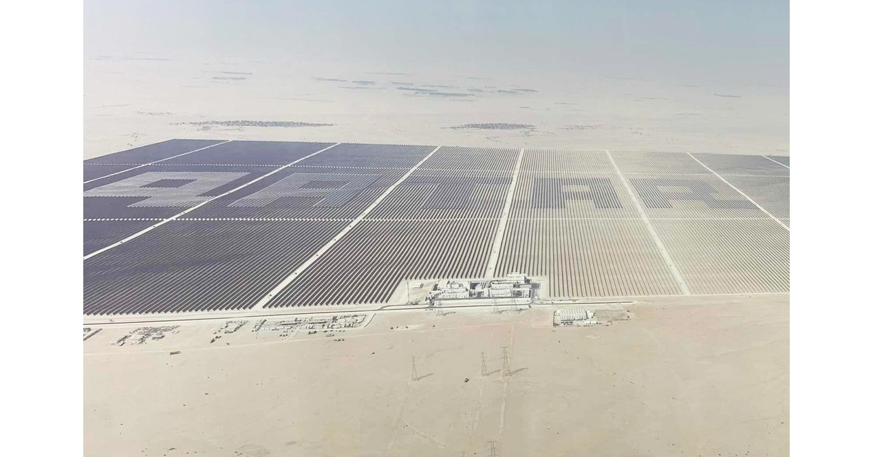 800MW solar power plant in Qatar deploying LONGi modules connected to ...