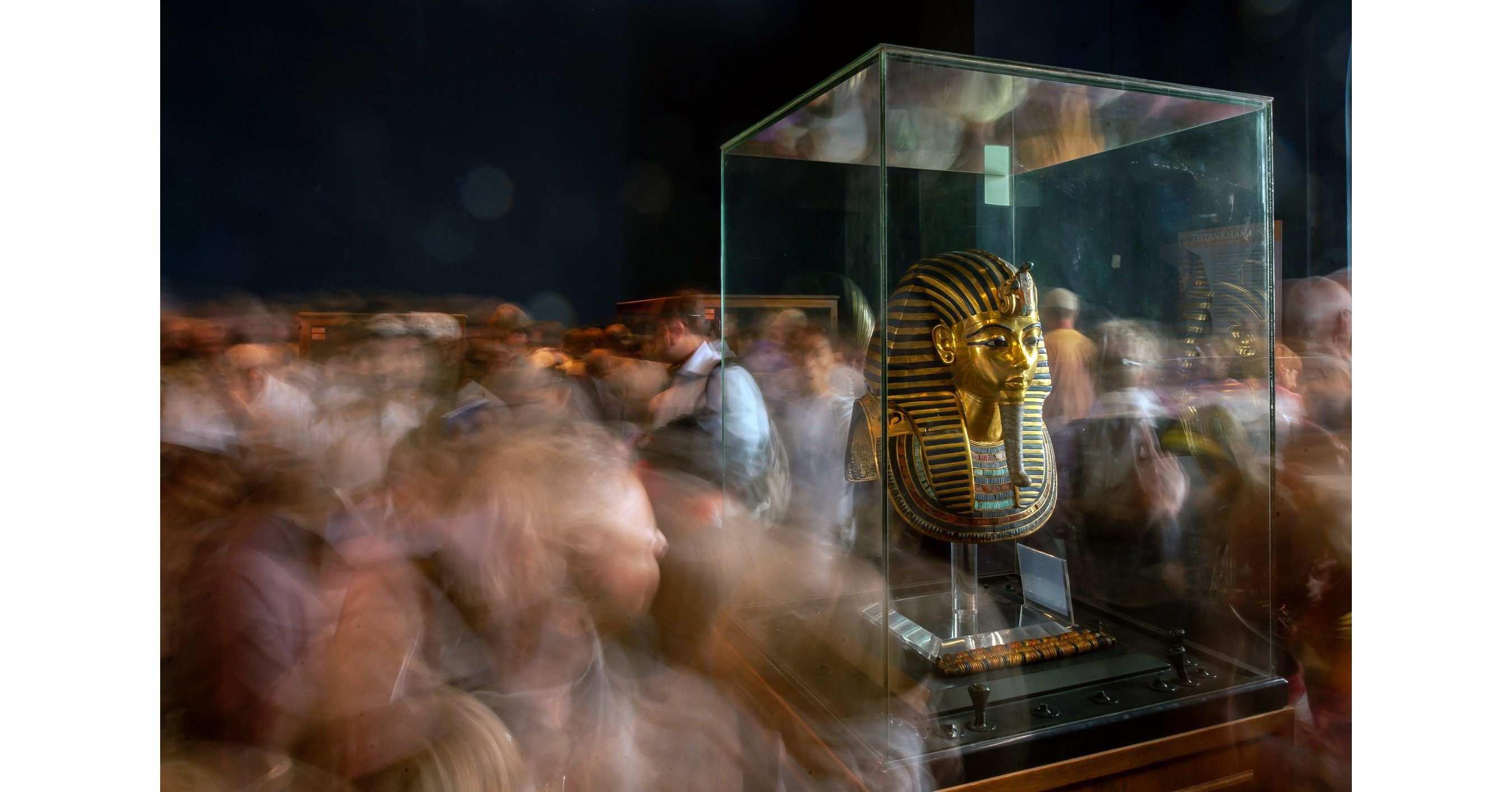 TUTANKHAMUN GALLERY- GRAND EGYPTIAN MUSEUM: ATELIER BRÜCKNER DESIGNS ...