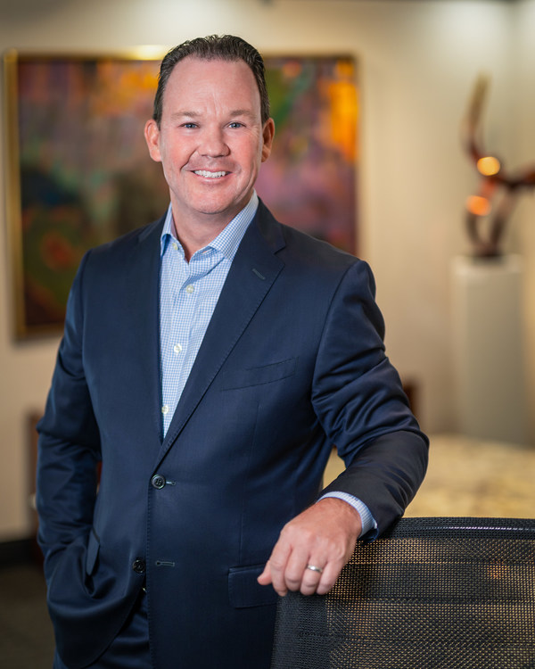 Dakota Wealth Management Announces Hiring of Joshua Crossman