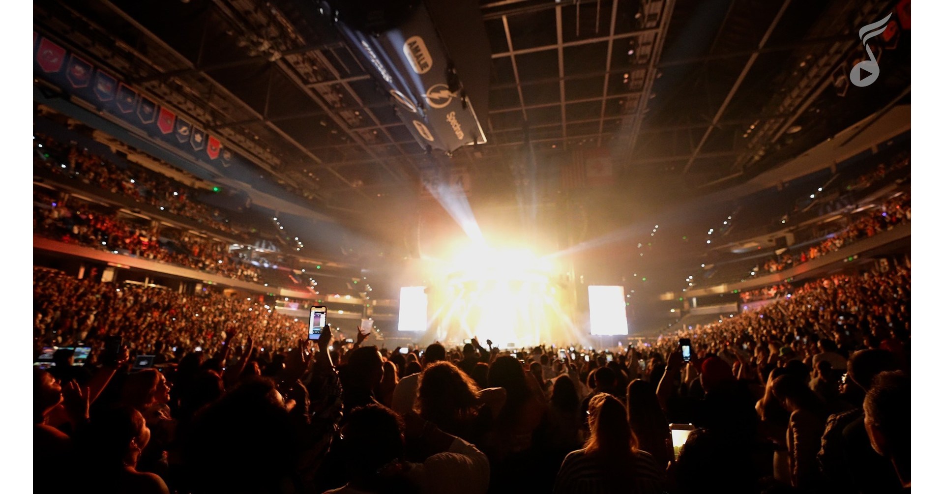 SBS PRESENTS FREE CONCERT FOR TAMPA LISTENERS OF NEW HISPANIC STATION ...