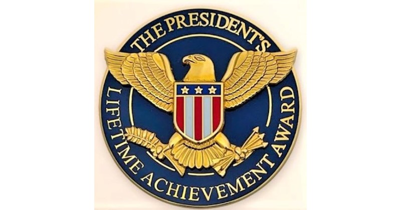 KIDNEY ADVOCATES RECEIVE U.S. PRESIDENT'S ACHIEVEMENT AWARD