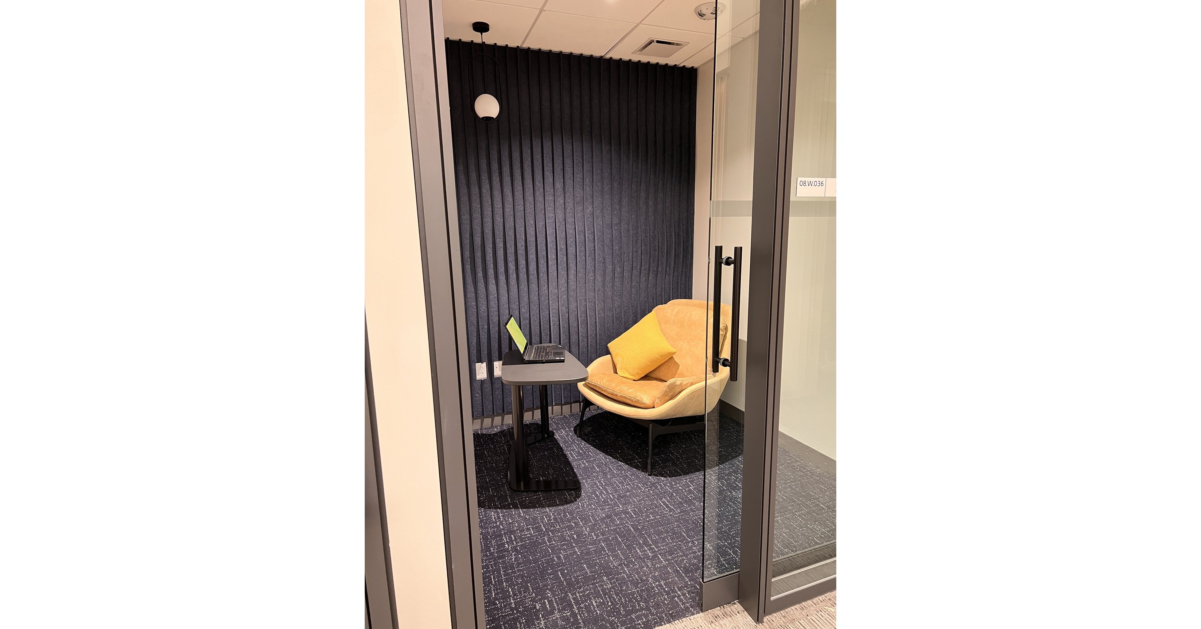 Sun Life opens new office in Hartford's "Gold Building"