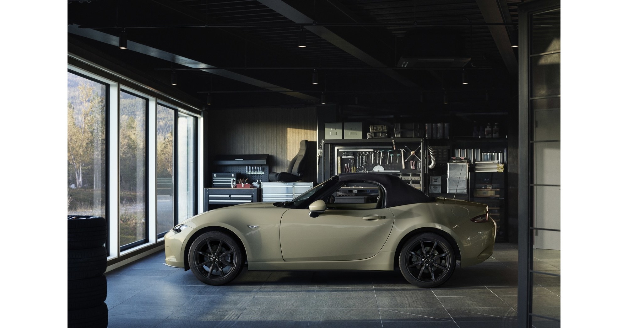 2023 Mazda MX-5: Pricing and Packaging - Nov 17, 2022 | Mazda Canada News