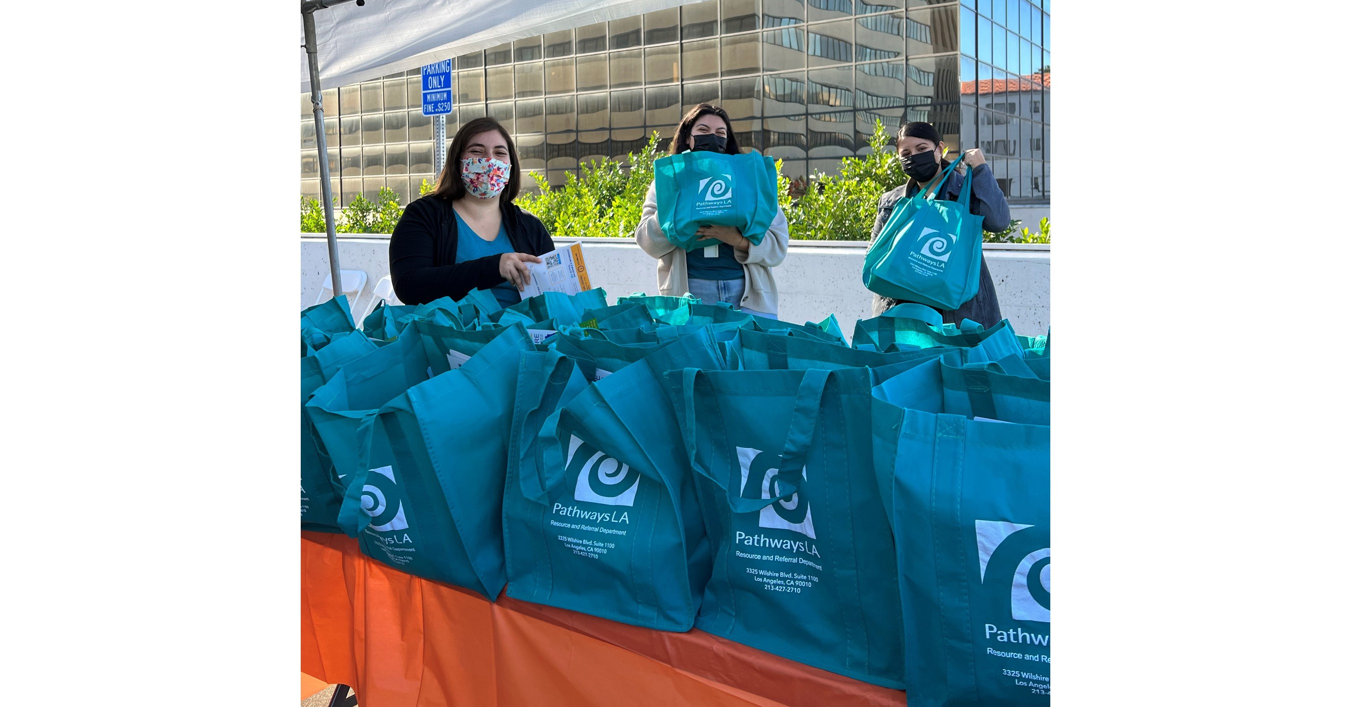 Pathways LA Hosts Thanksgiving Distribution for Families to Help ...