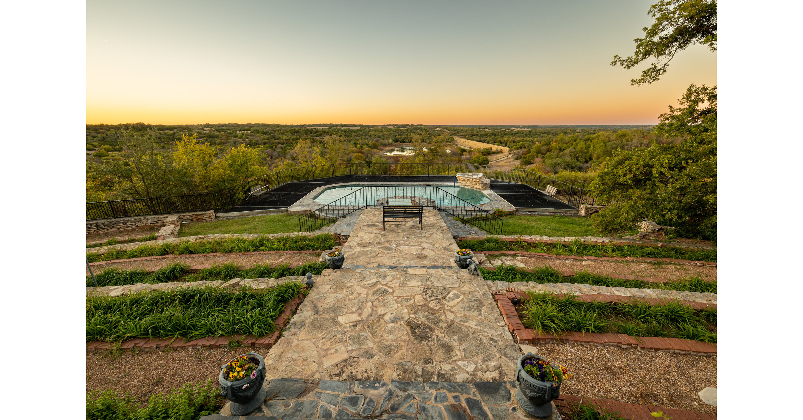 From leading North Texas ranch team, the over-the-top ranch that ...