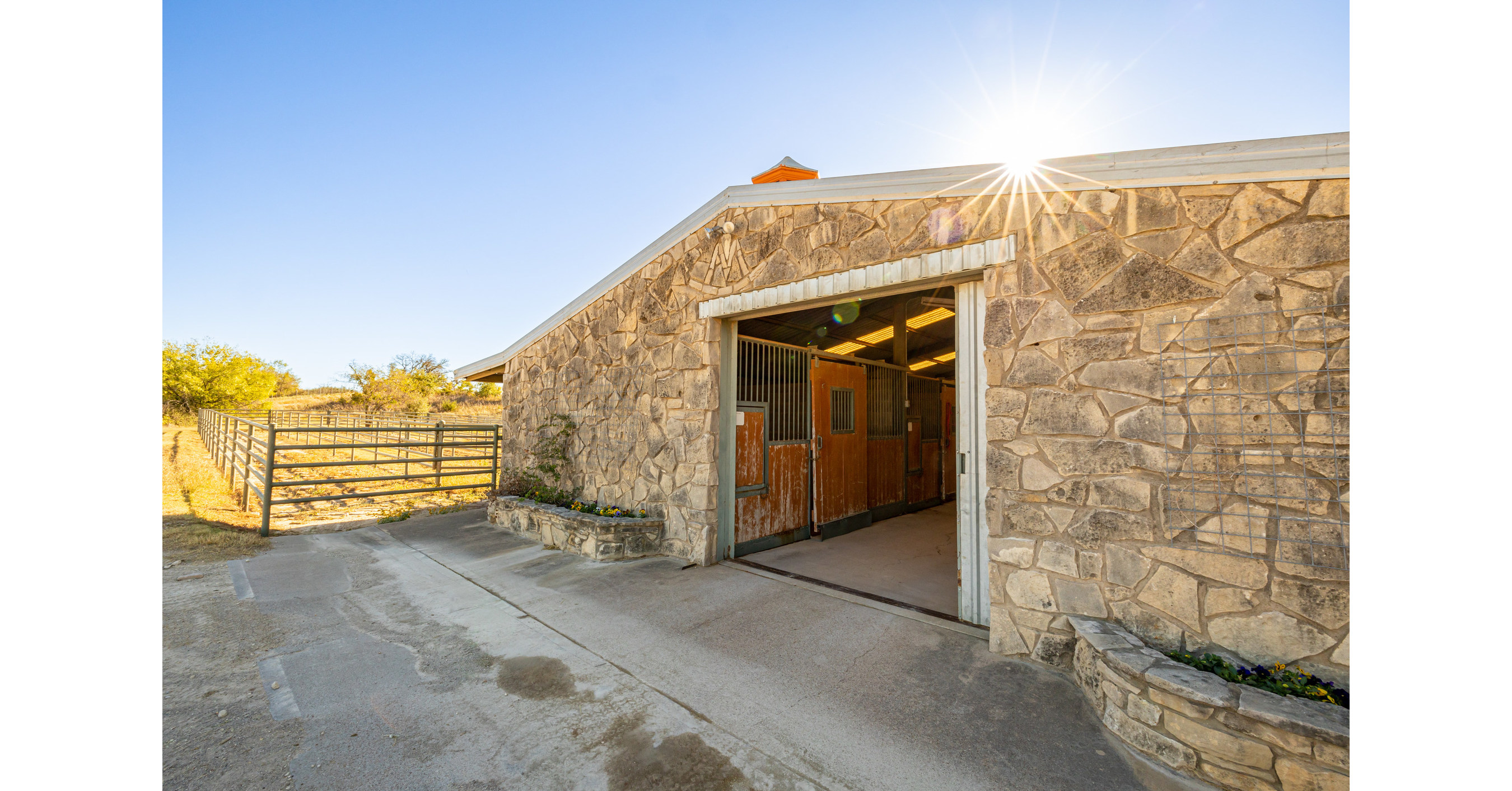 From leading North Texas ranch team, the over-the-top ranch that ...